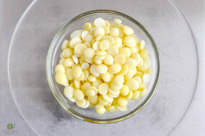 How To Make Coloured Cocoa Butter {Video} - I Sugar Coat It